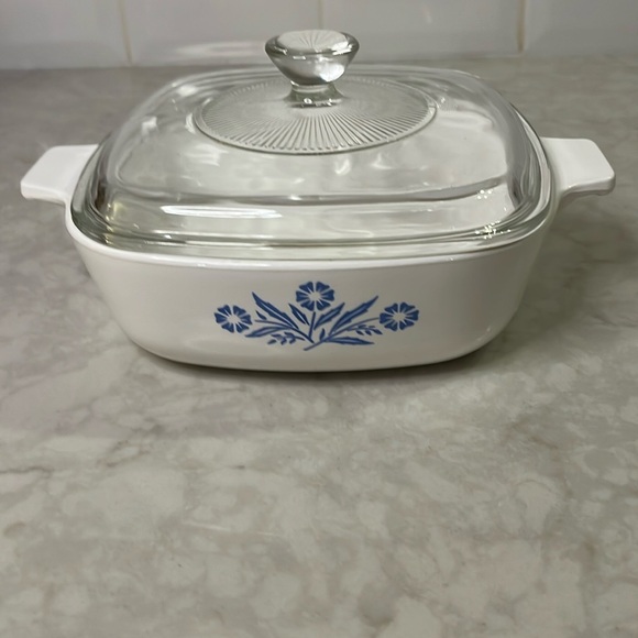 Corningware | Kitchen | Vintage Blue Cornflower Corning Ware Quart ...